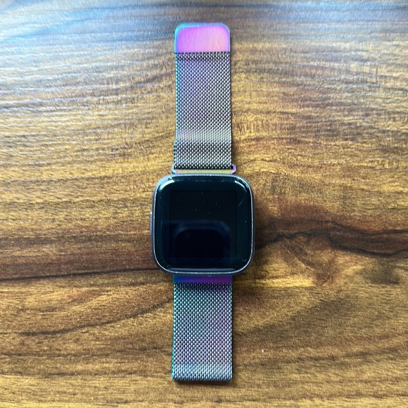 fitbit | Wearables | Fitbit Versa 2 With Two Metal Bands And Charger ...